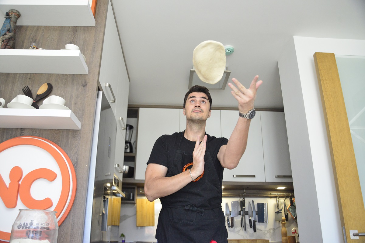 TikTok kuvar koji se usudio napraviti "burek sa sirom" - Ultra Magazin