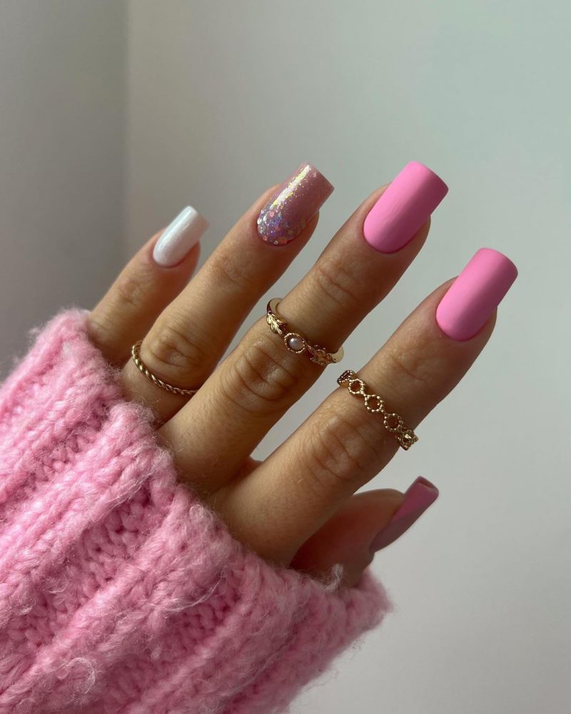 Mat nokti su ponovo u trendu i 2023. godine - Ultra Magazin